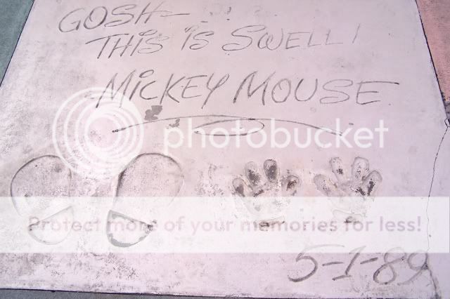 Help! Need outline of Mickey's Footprint | The DIS Disney Discussion ...